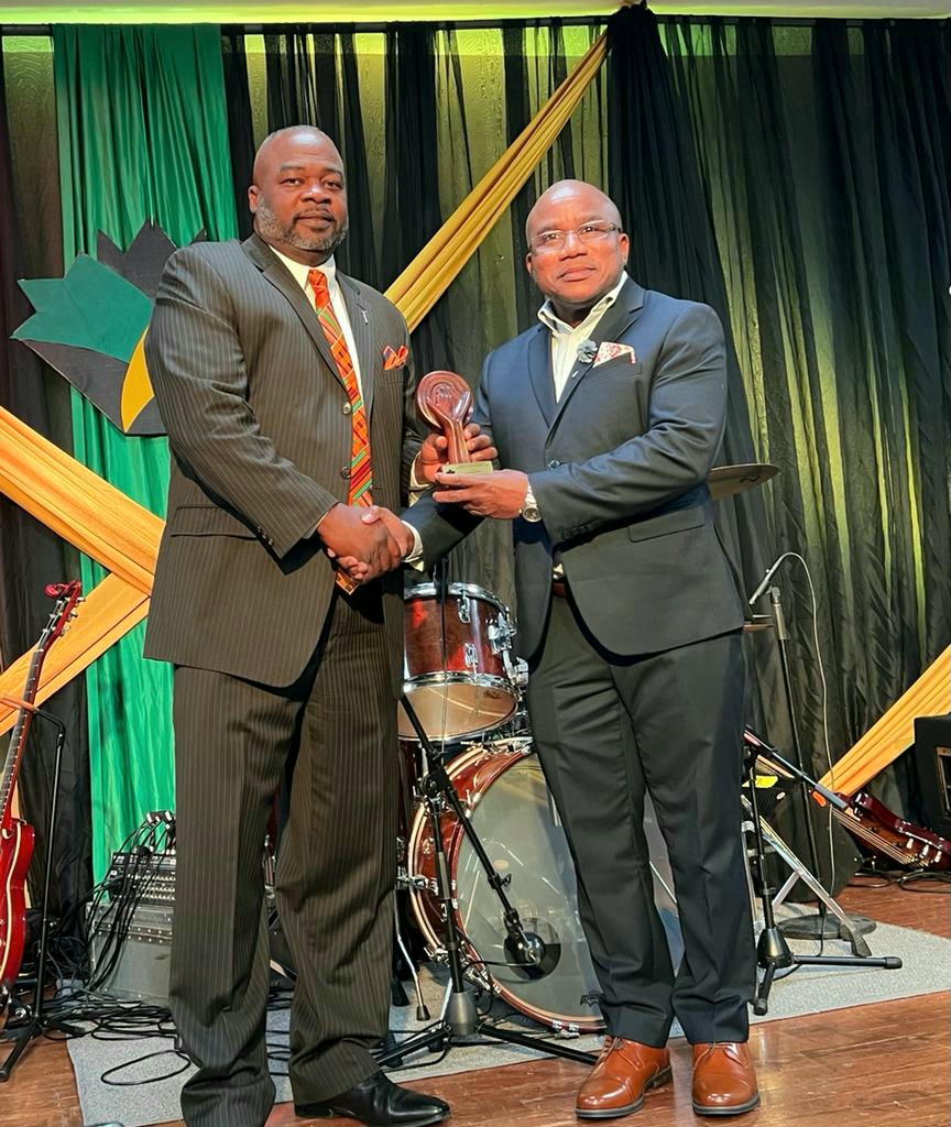 Gleaner Editor Neil Armstrong Receives Community Service Award ...