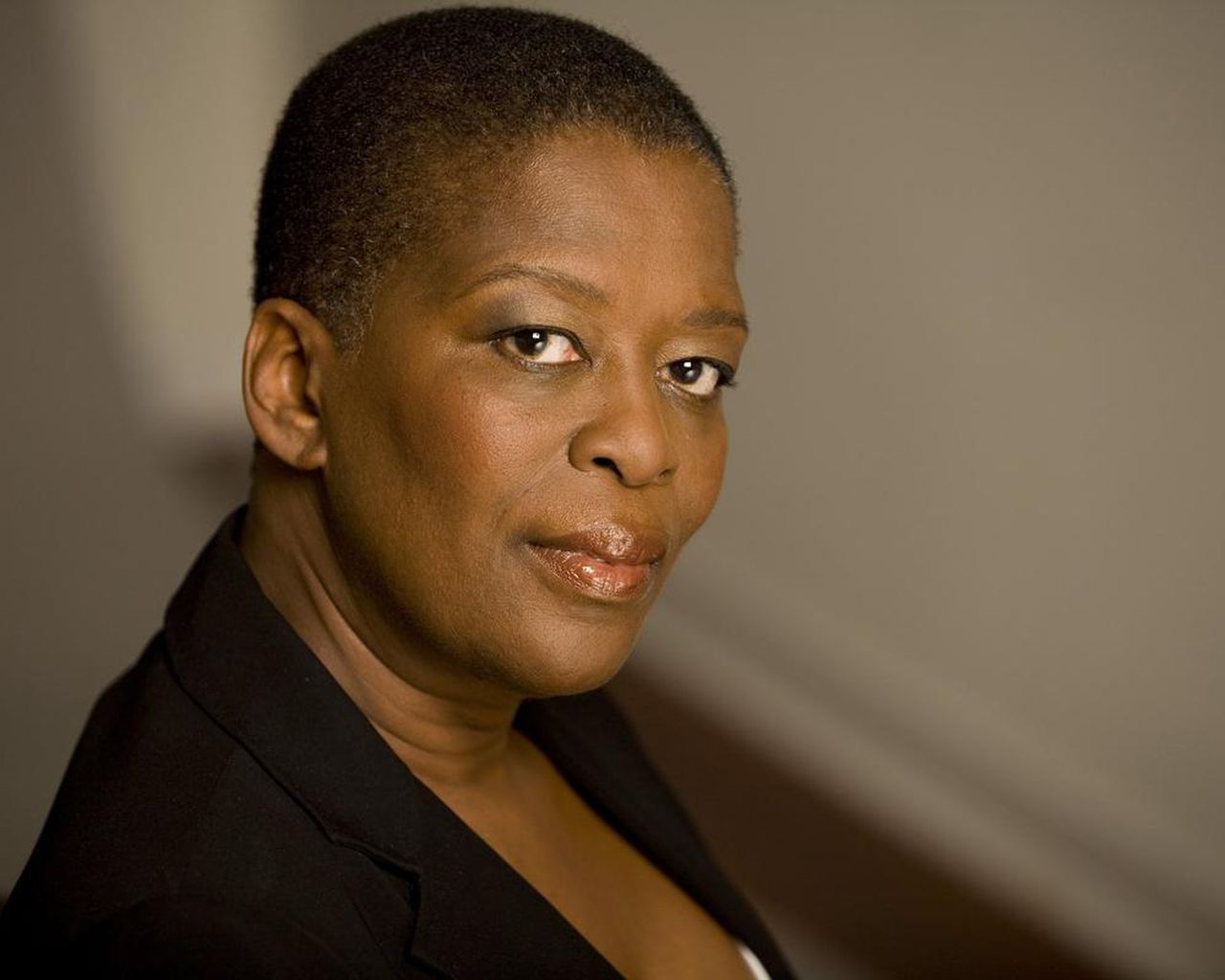 Exco Levi Pays Tribute to Denise Jones with High Priest Music Festival ...